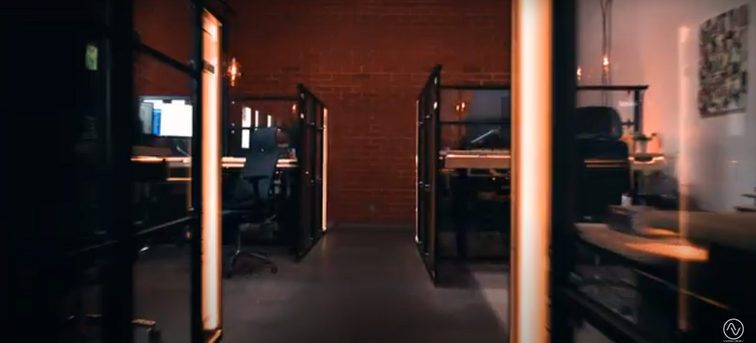 WorkNest® Floating Standing Desk Surface – VersaDesk